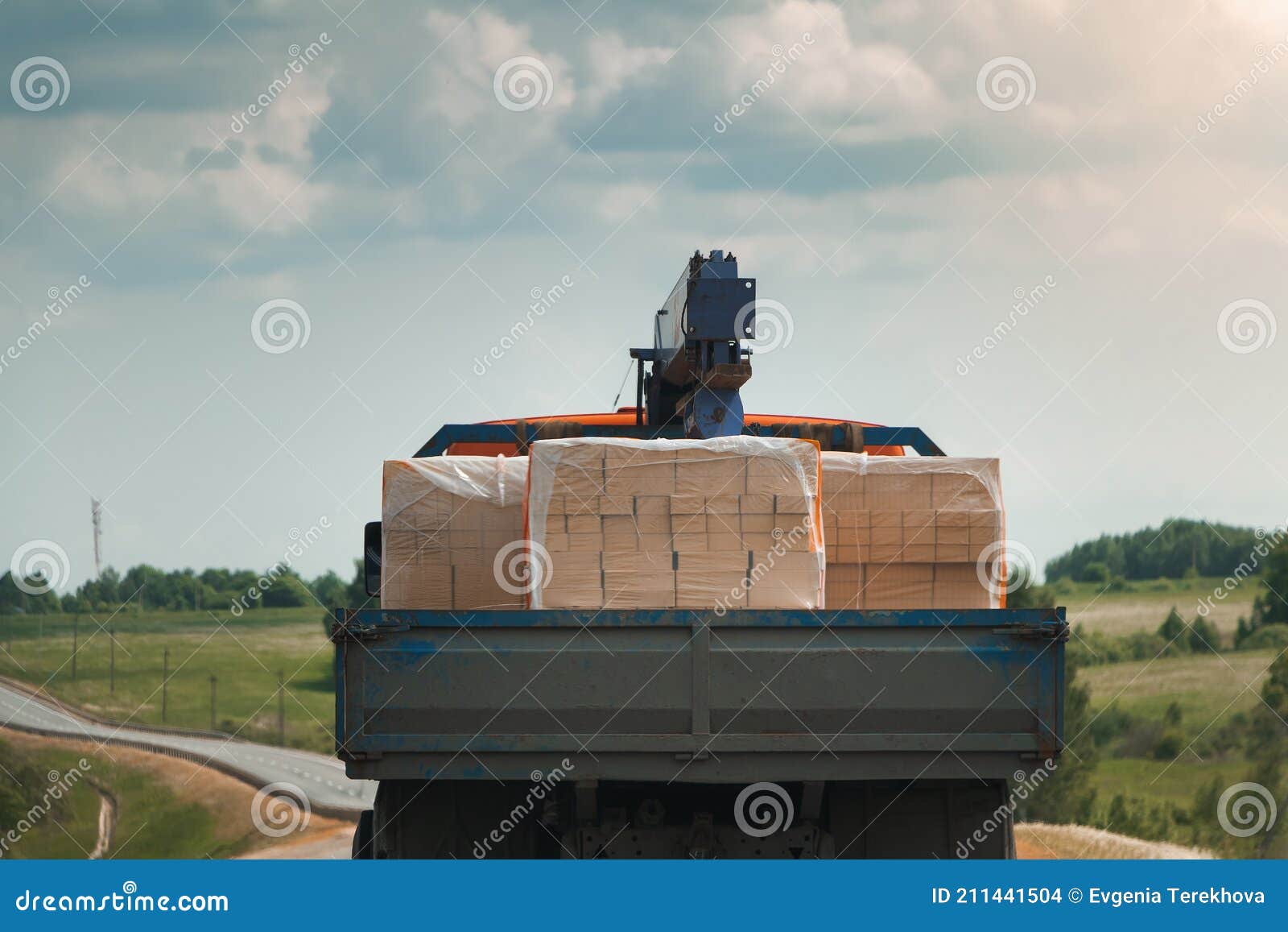 The Truck is Transporting Bricks Stock Photo - Image of transport ...