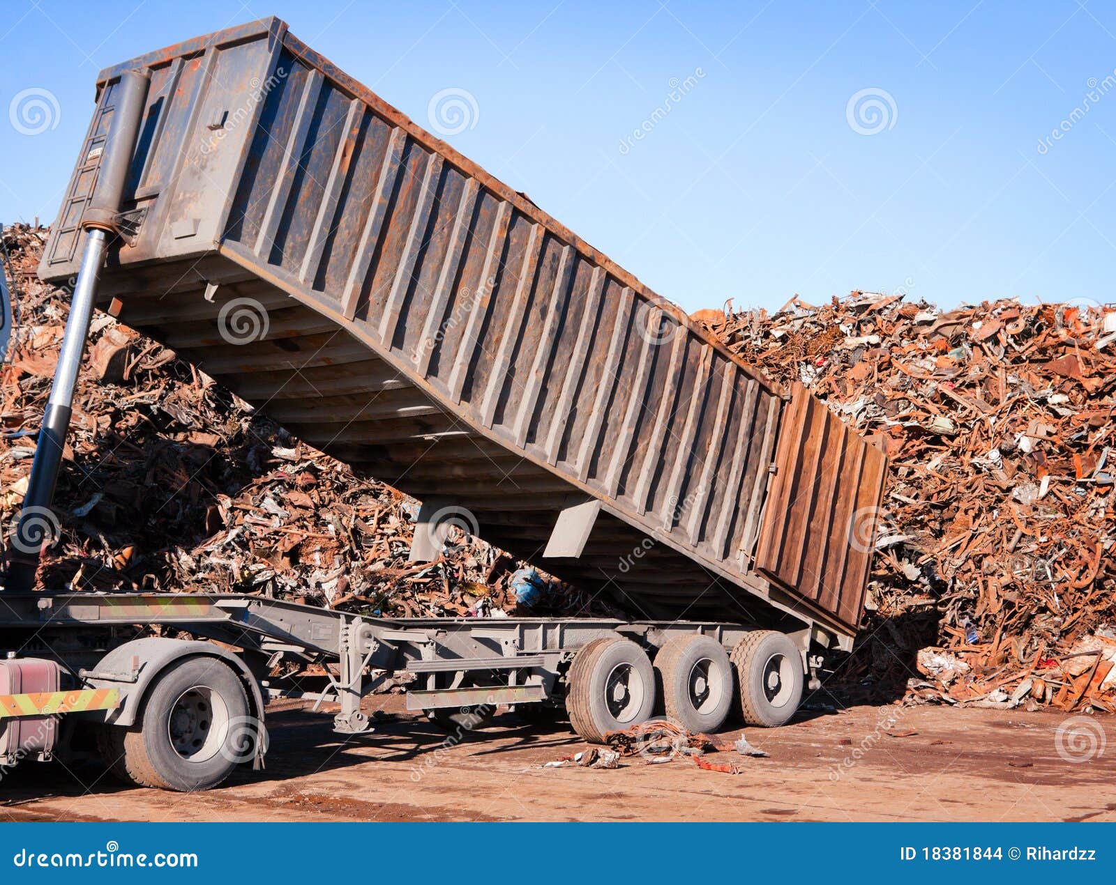 Truck Unloading Metal Scrap Stock Photo - Image of truck, machine: 18381844