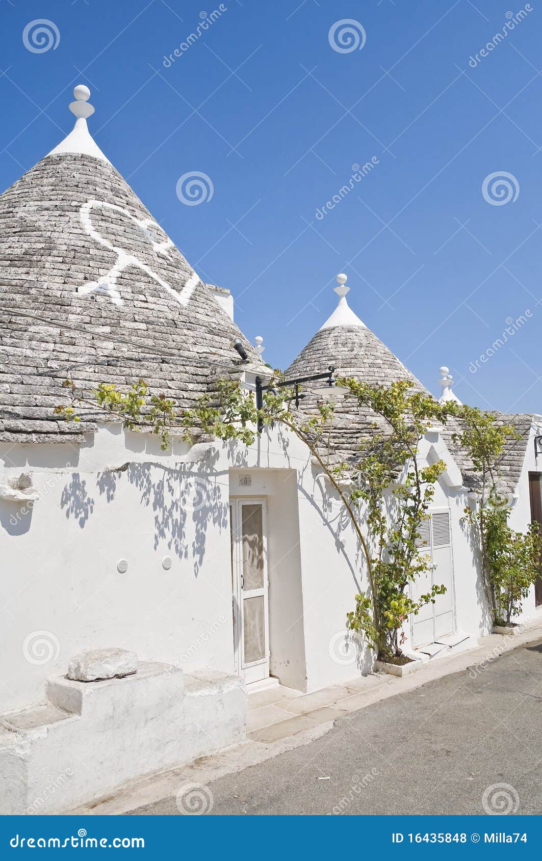 Trulli. Alberobello. Apulia Stock Photo - Image of alberobello ...