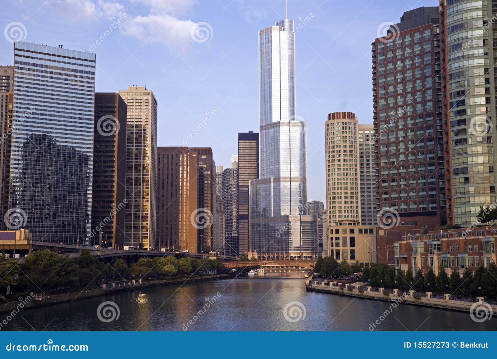 Trump Tower stock image. Image of scene, river, trump - 15527273