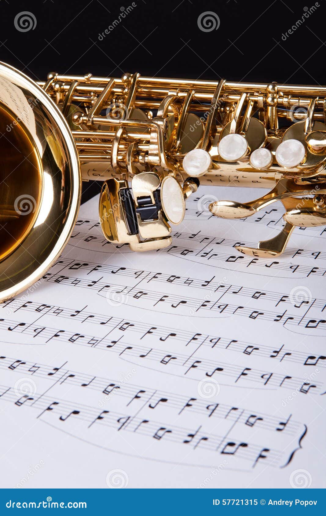 Trumpet and Musical Note stock image. Image of fanfare - 57721315
