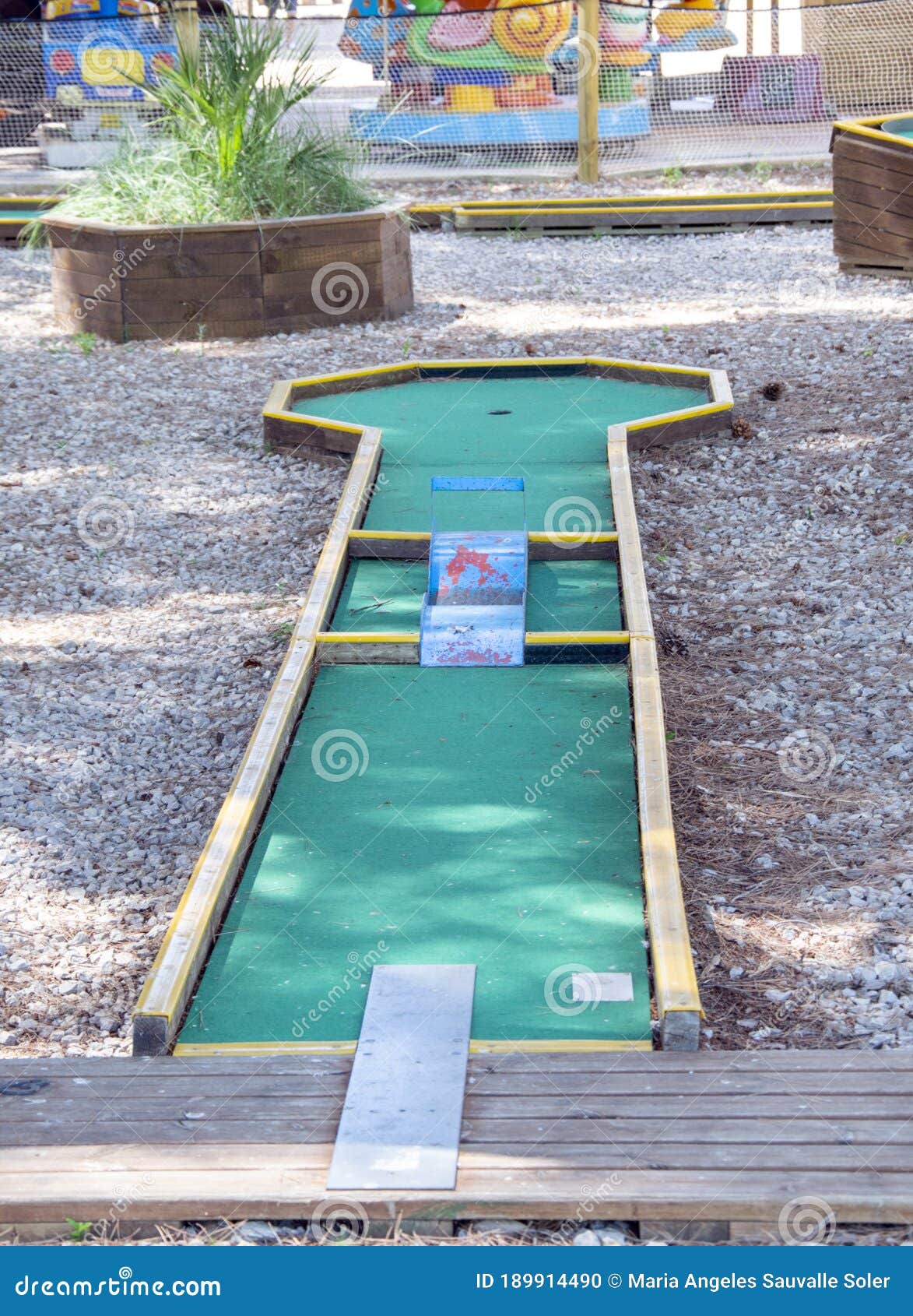 Miniature Golf At Parc Floral De Paris In The Bois De Vincennes - Paris ...