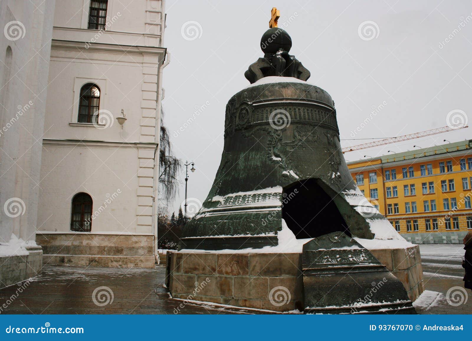 The Tsar Bell in Moscow editorial image. Image of bell - 93767070