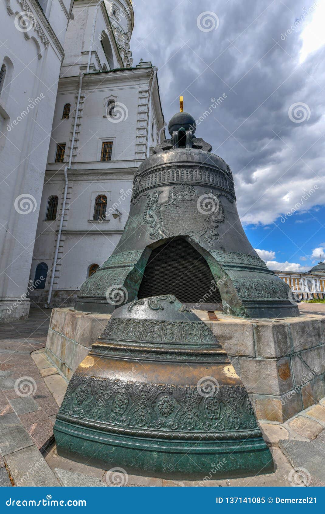 Tsar Bell - Moscow, Russia stock image. Image of cathedral - 137141085