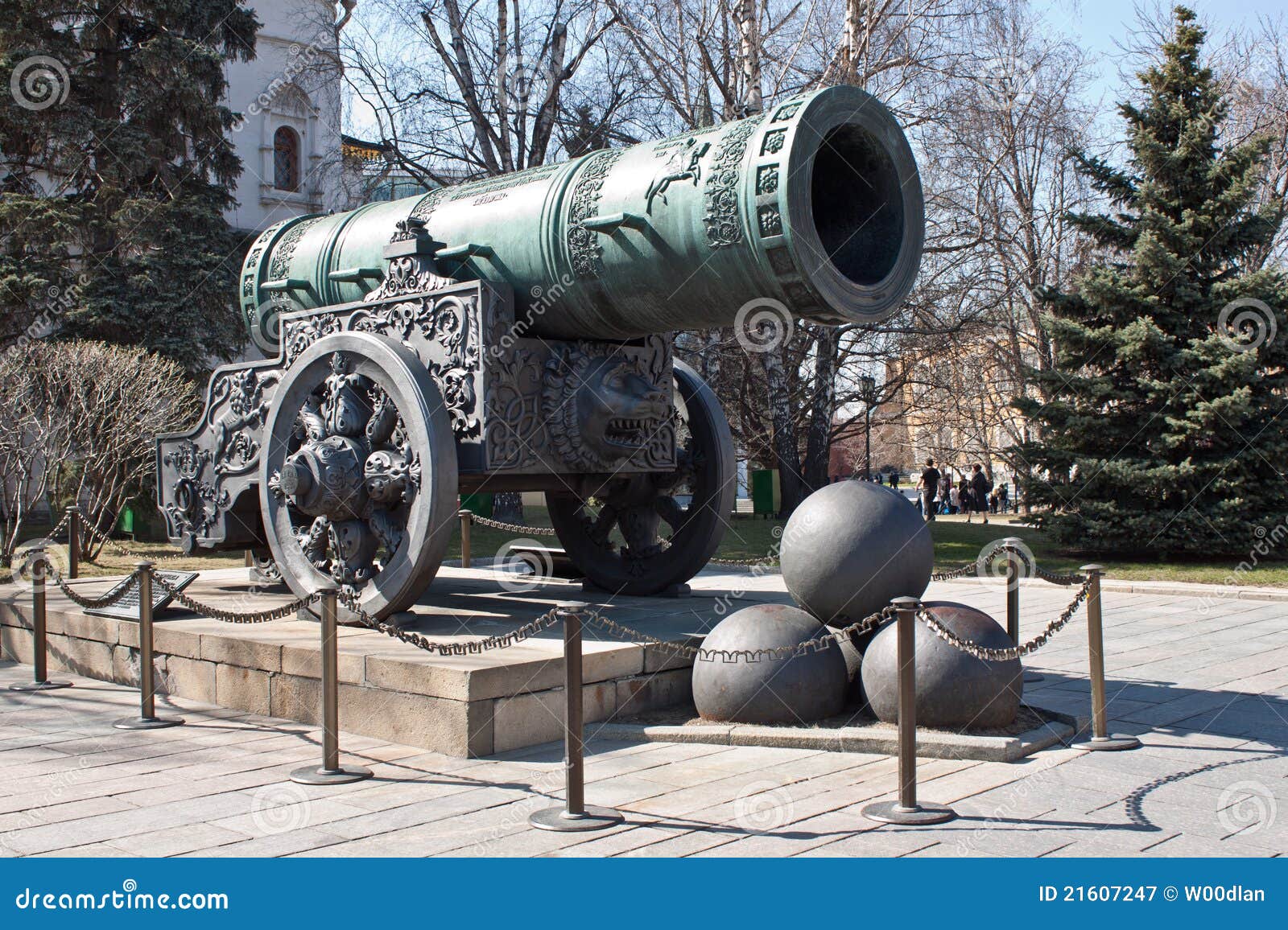 The Tsar Cannon stock image. Image of moscow, power, cannon - 21607247