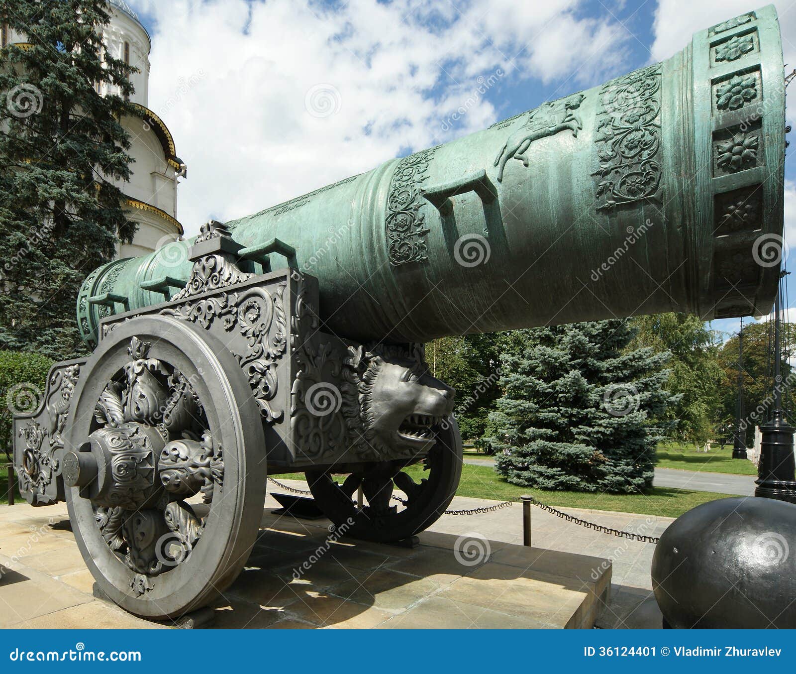 The Tsar Cannon, Moscow Kremlin Stock Image - Image of gilded, dome ...