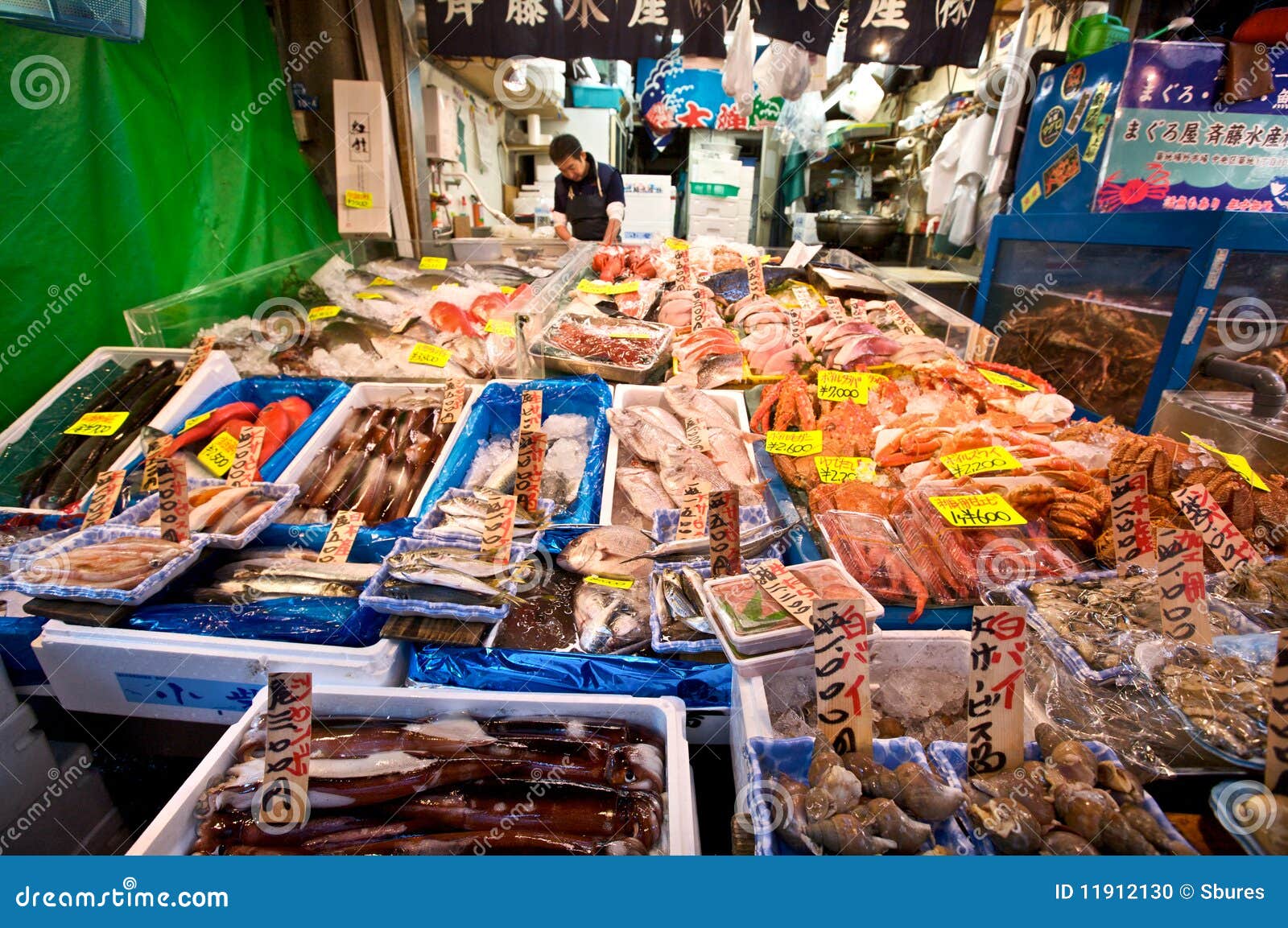 Tsukiji Fischmarkt Tokyo redaktionelles bild. Bild von asien - 11912130