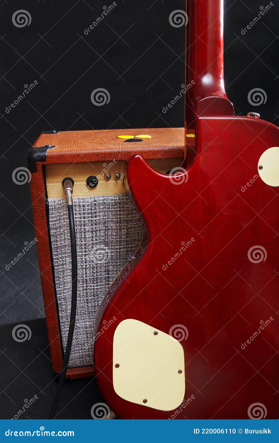 Tube Combo Amplifier For Electric Guitar With Honey Sunburst Guitar On ...