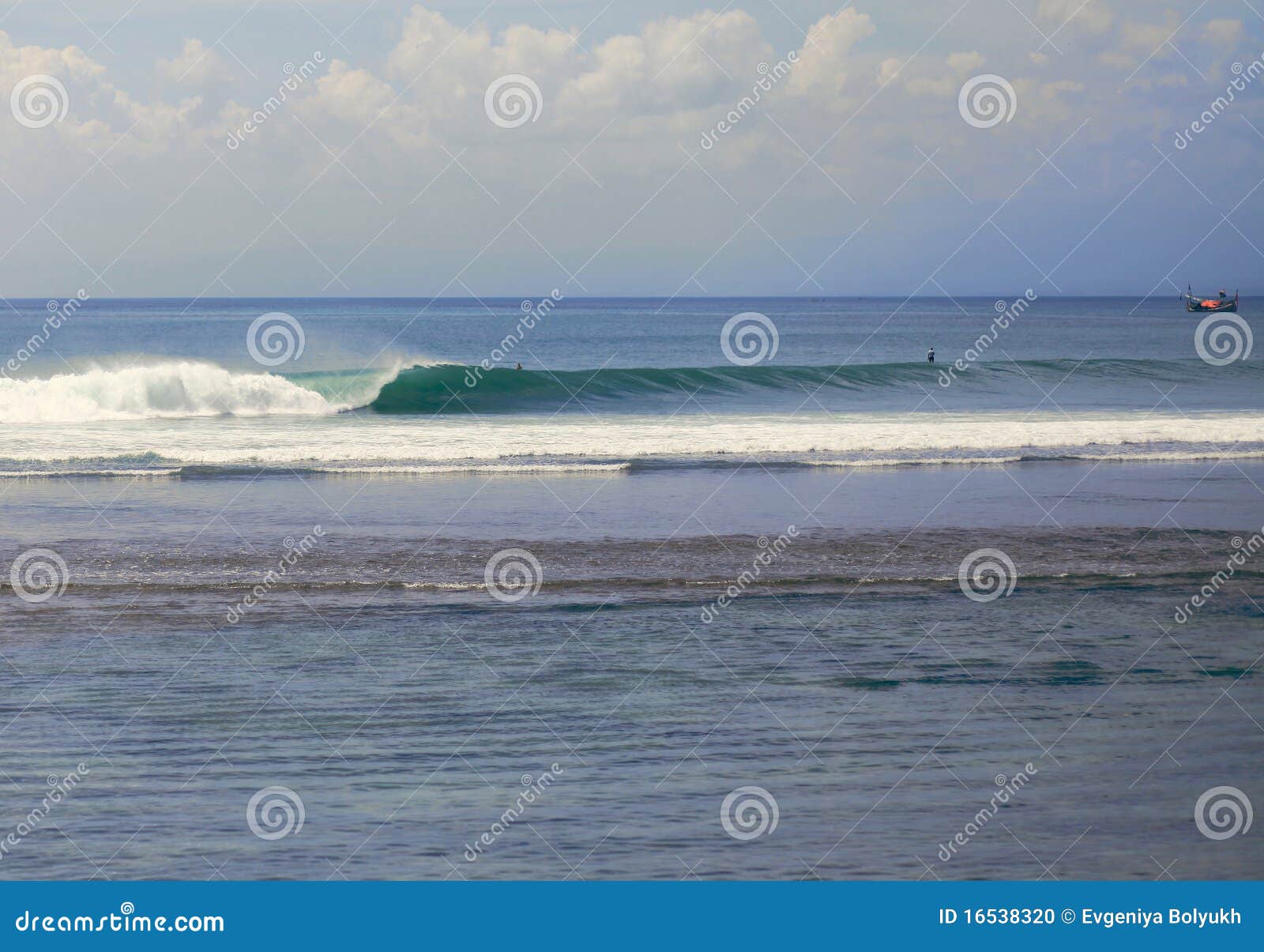 Tube wave stock photo. Image of dreamland, green, extreme - 16538320