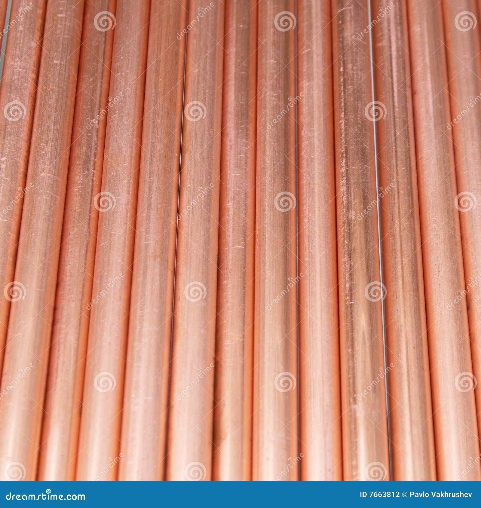 Tubi di rame fotografia stock. Immagine di macro, fabbrica - 7663812