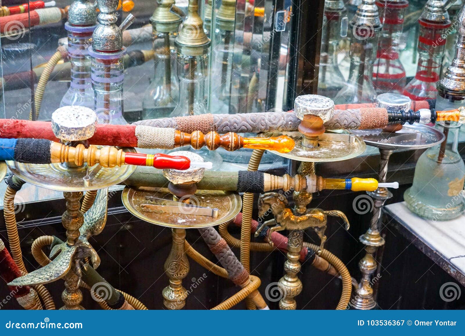 Tubo y cachimba de agua imagen de archivo. Imagen de pavo - 103536367