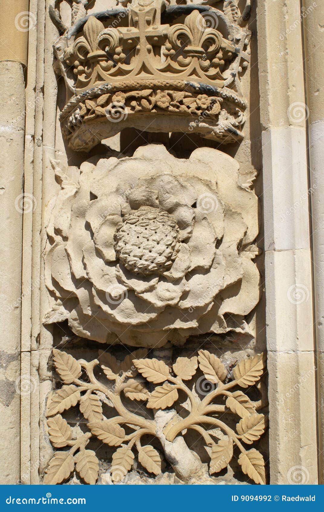 Tudor Rose and Crown stock photo. Image of lancaster, tudor - 9094992