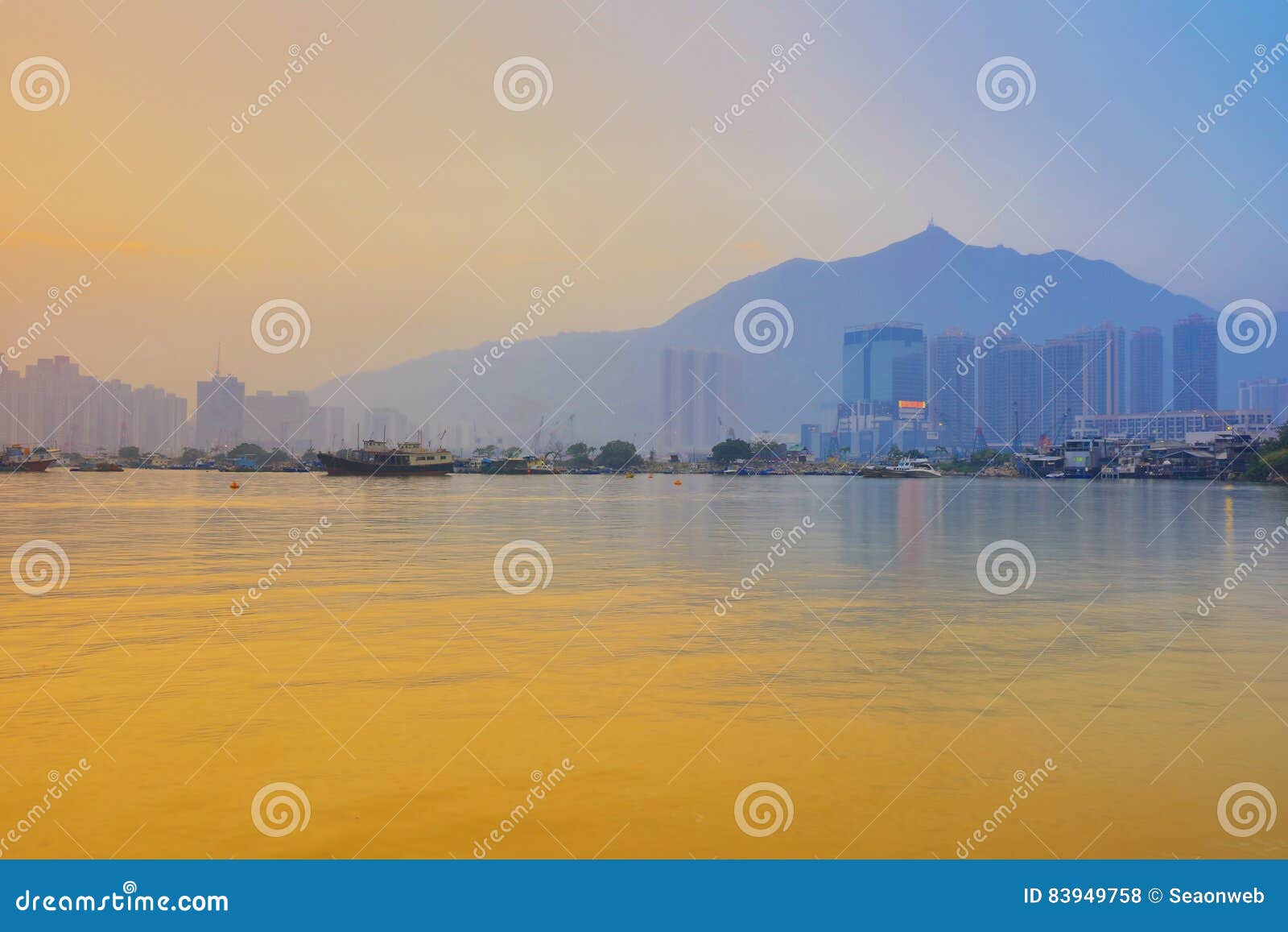 Tuen Mun of Castle Peak Bay Stock Photo - Image of castle, tourist ...