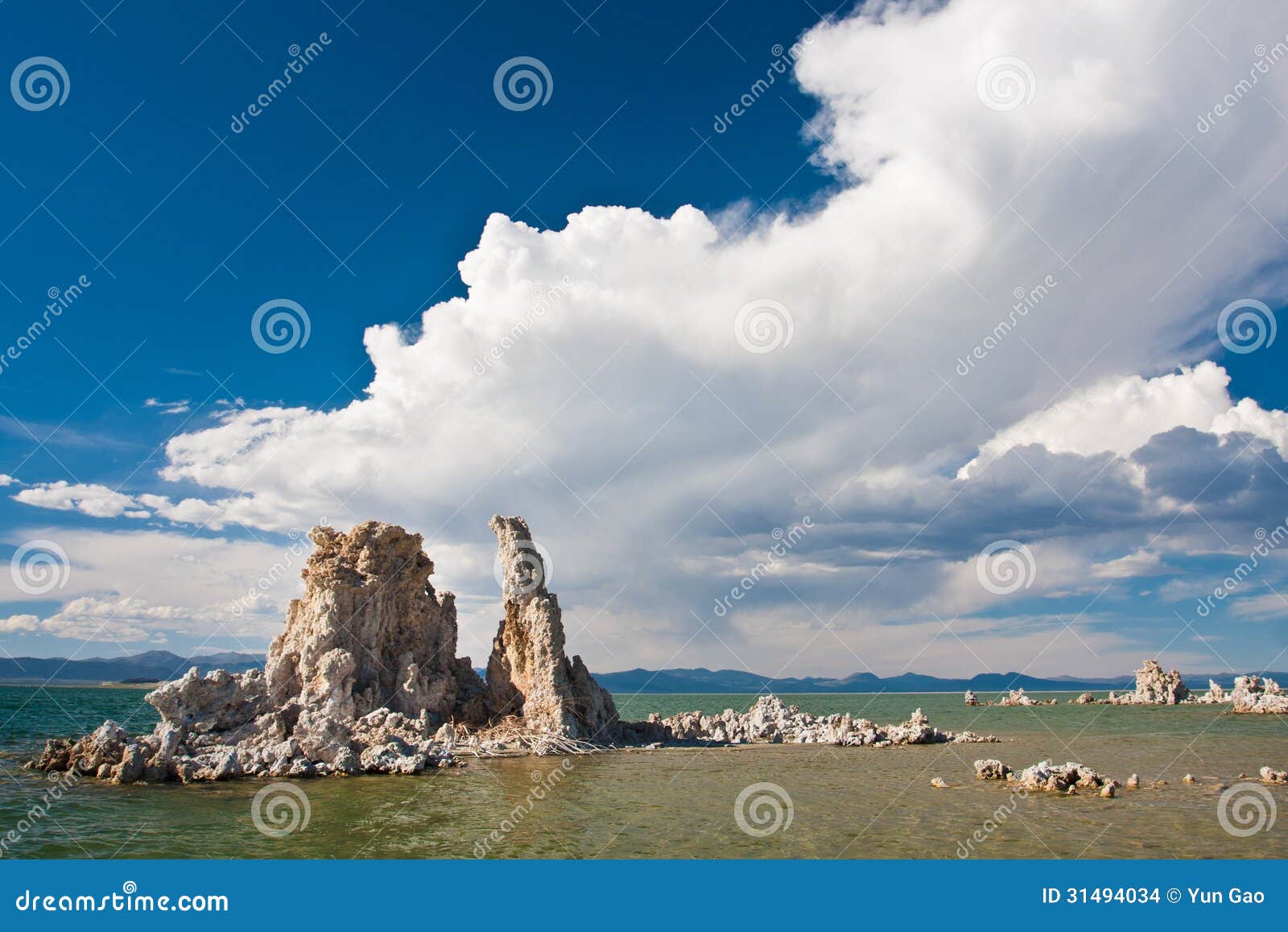 Tufa Formation in Mono Lake,Califormia Stock Photo - Image of ...