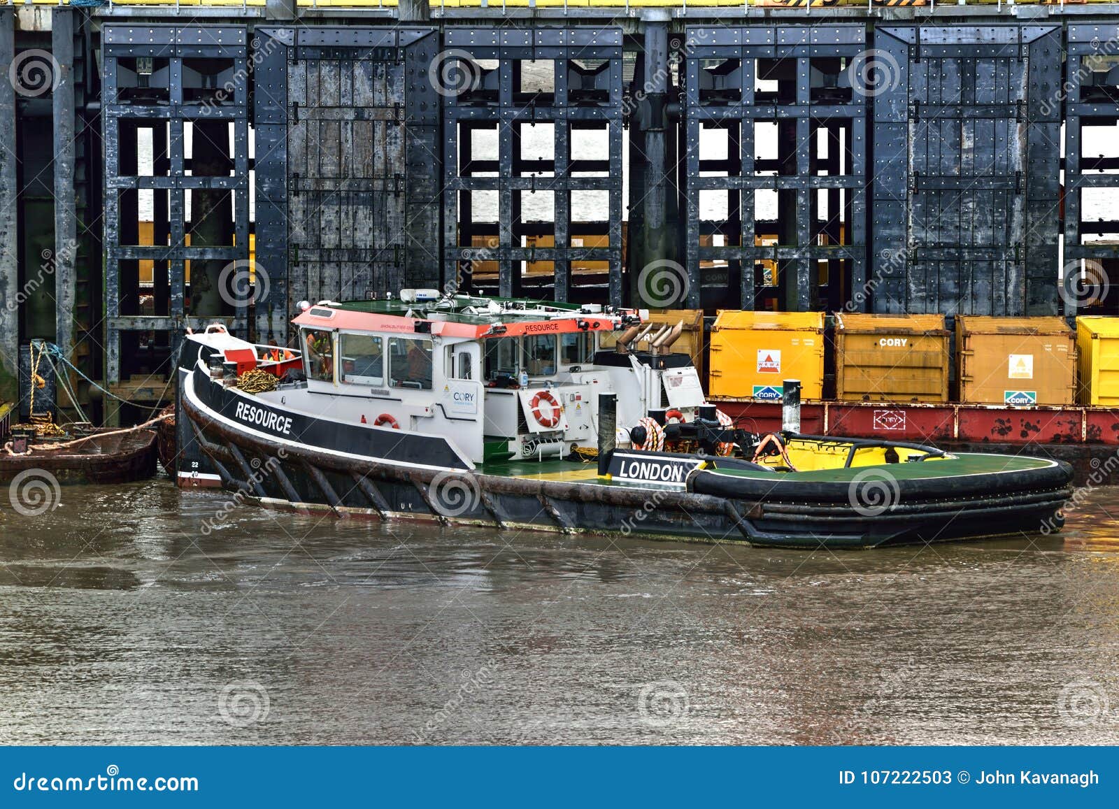 Tug Alongside Pier on River Thames UK Editorial Stock Photo - Image of ...