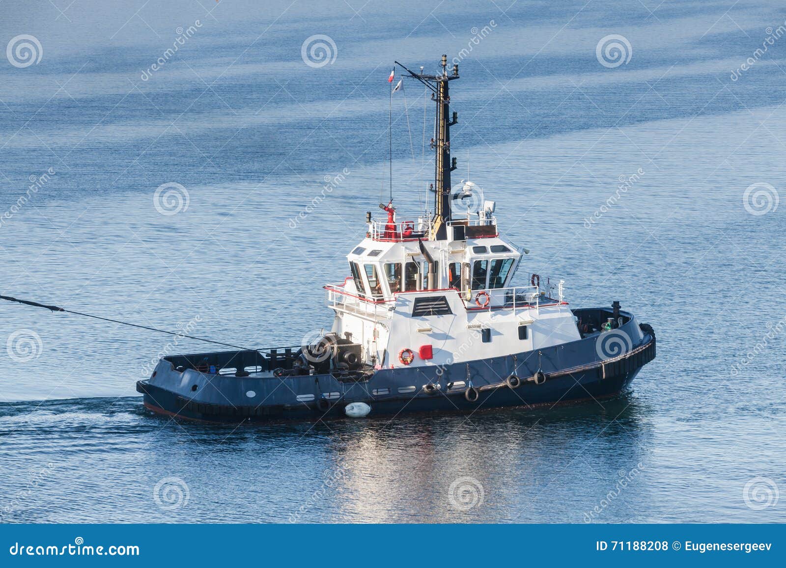 Tug Boat with White Superstructure Underway Stock Photo - Image of ...