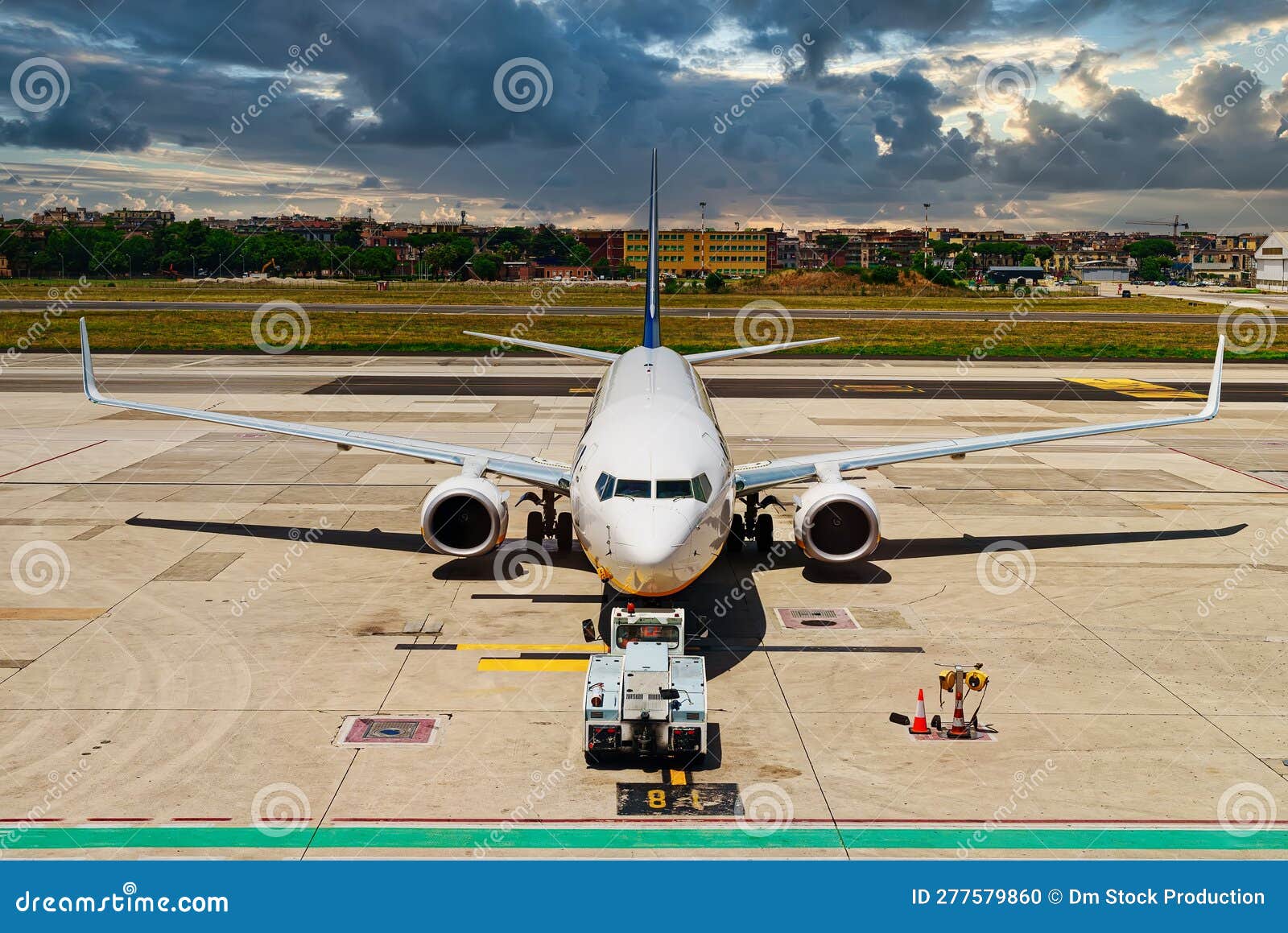 TUG Pushback Tractor with Aircraft Stock Photo - Image of airline ...