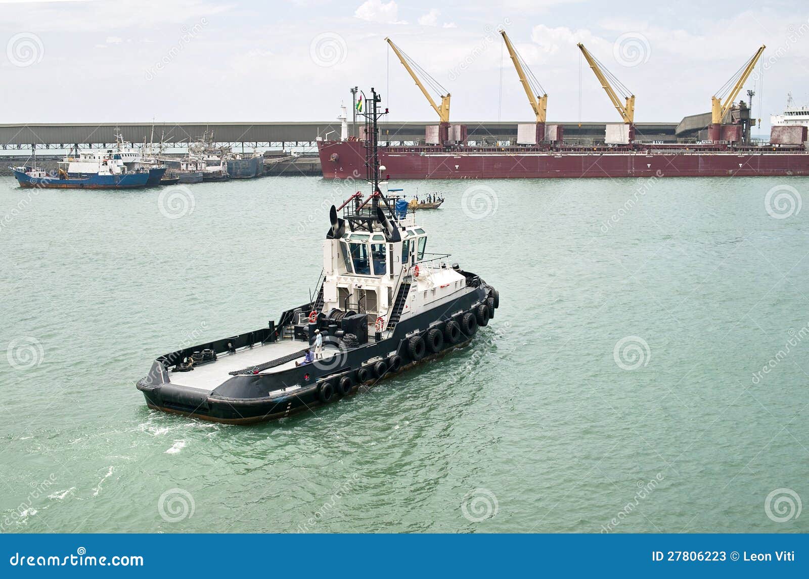 Tugboat stock image. Image of shipping, cargo, ship, lome - 27806223