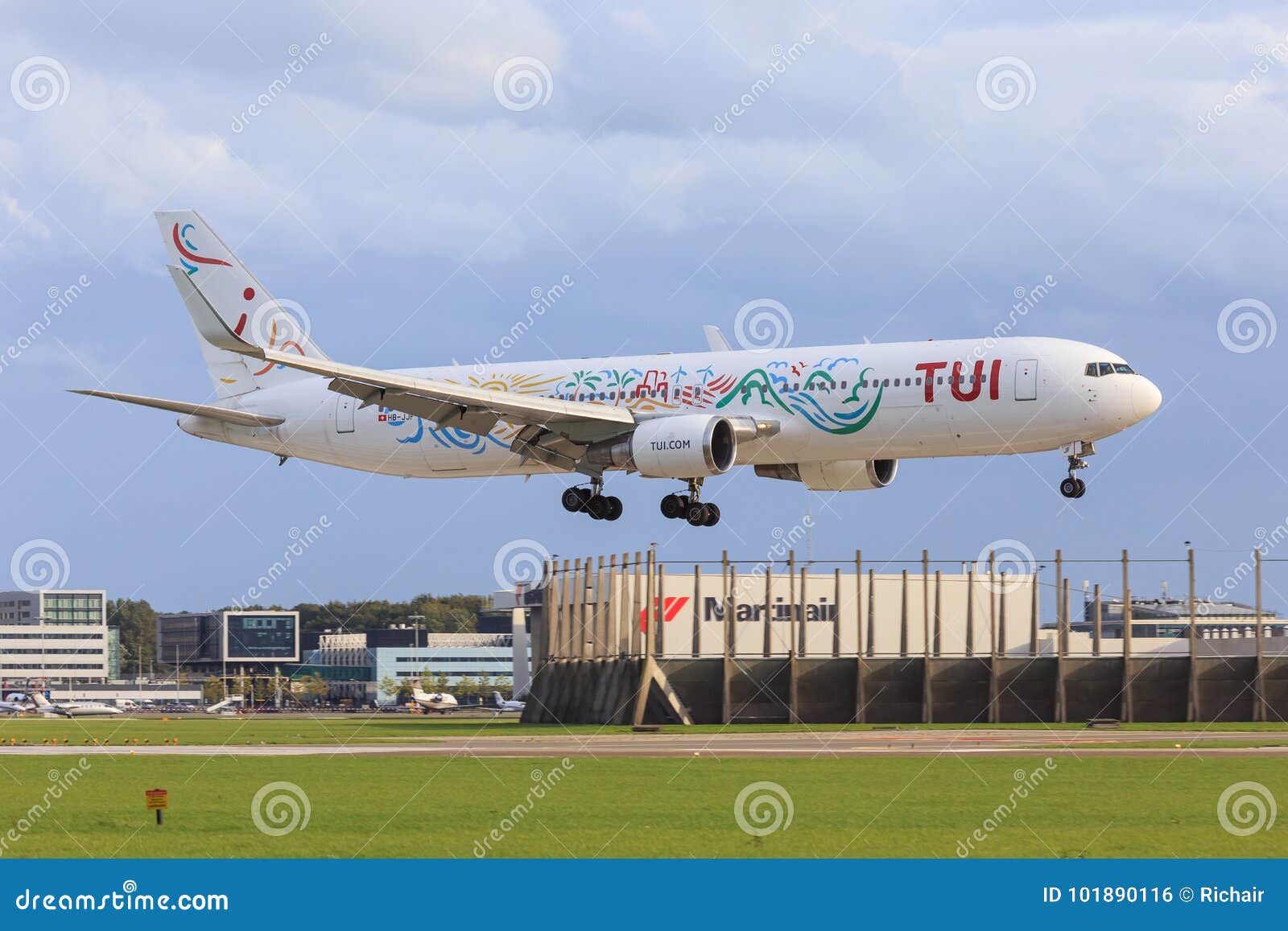 TUI Boeing 767 foto editorial. Imagen de neerlandeses - 101890116