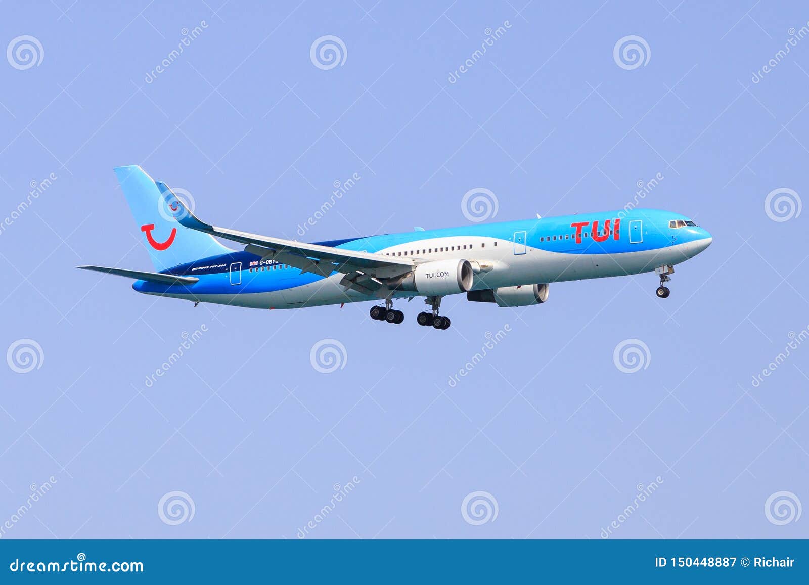TUI Boeing 767-300 editorial photography. Image of vacation - 150448887