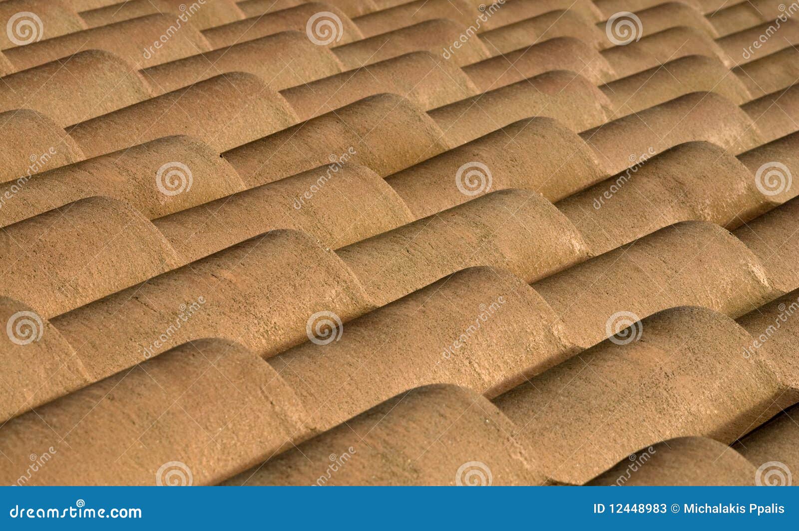 Tuiles de toit image stock. Image du matériau, maison - 12448983