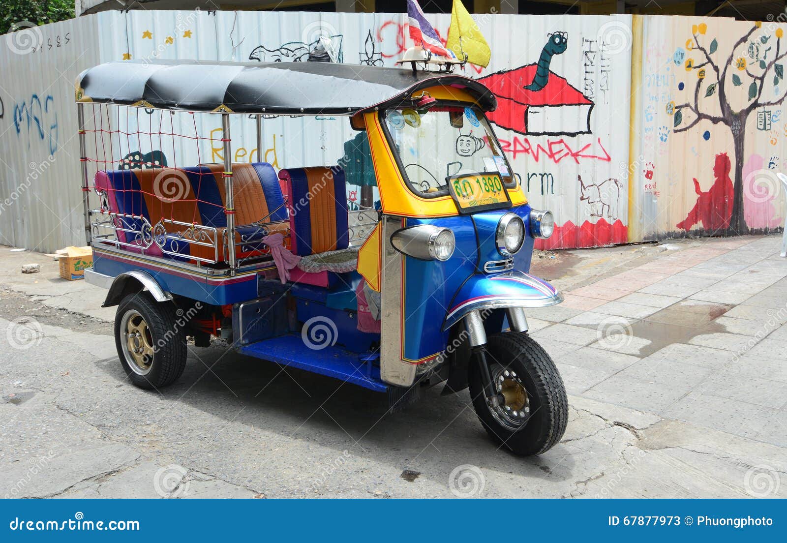 A tuk tuk in Bangkok editorial stock photo. Image of people - 67877973 A tuk tuk in Bangkok editorial stock photo. Image of people - 67877973