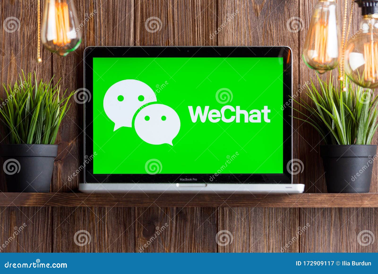 Tula Russia 16.01.20 WeChat on the Laptop Screen Isolated. Editorial ...