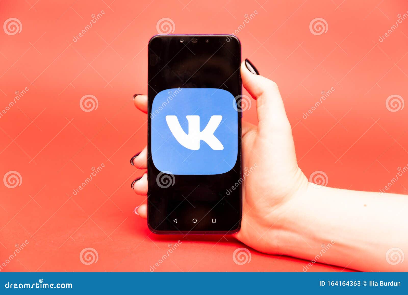 26 08 2019 Tula: VK App on the Phone Display. Logo Editorial Stock ...