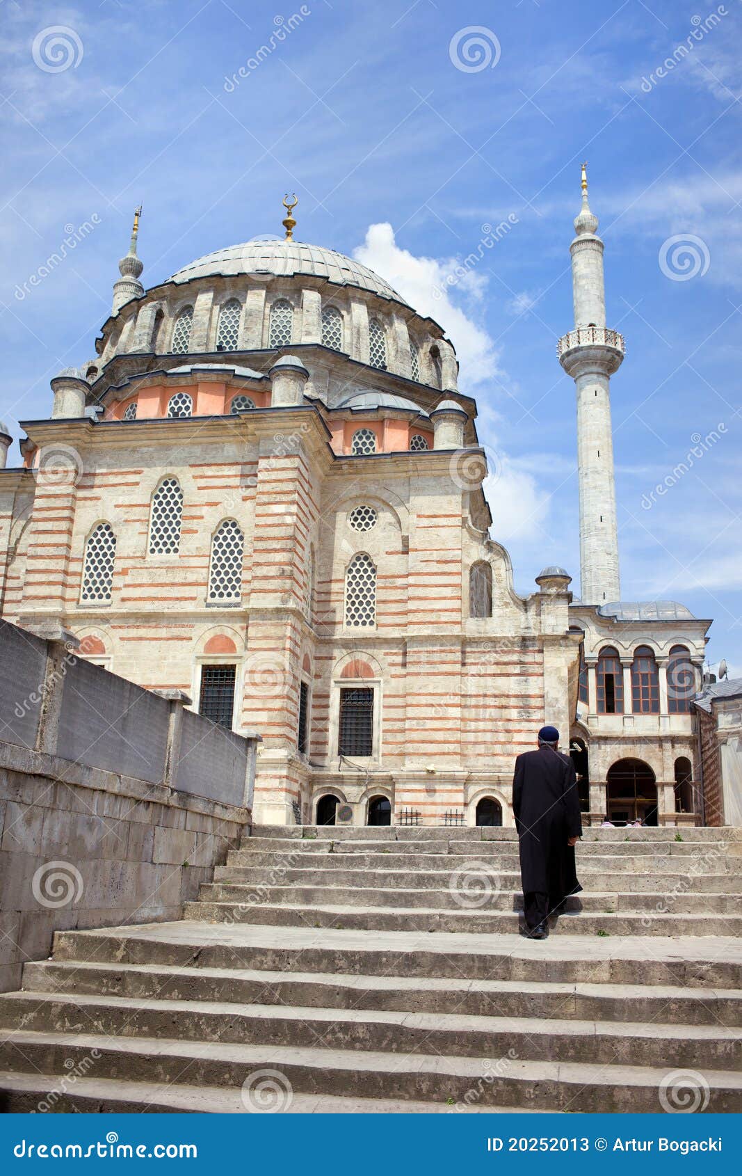 Tulip Mosque in Istanbul stock image. Image of empire - 20252013
