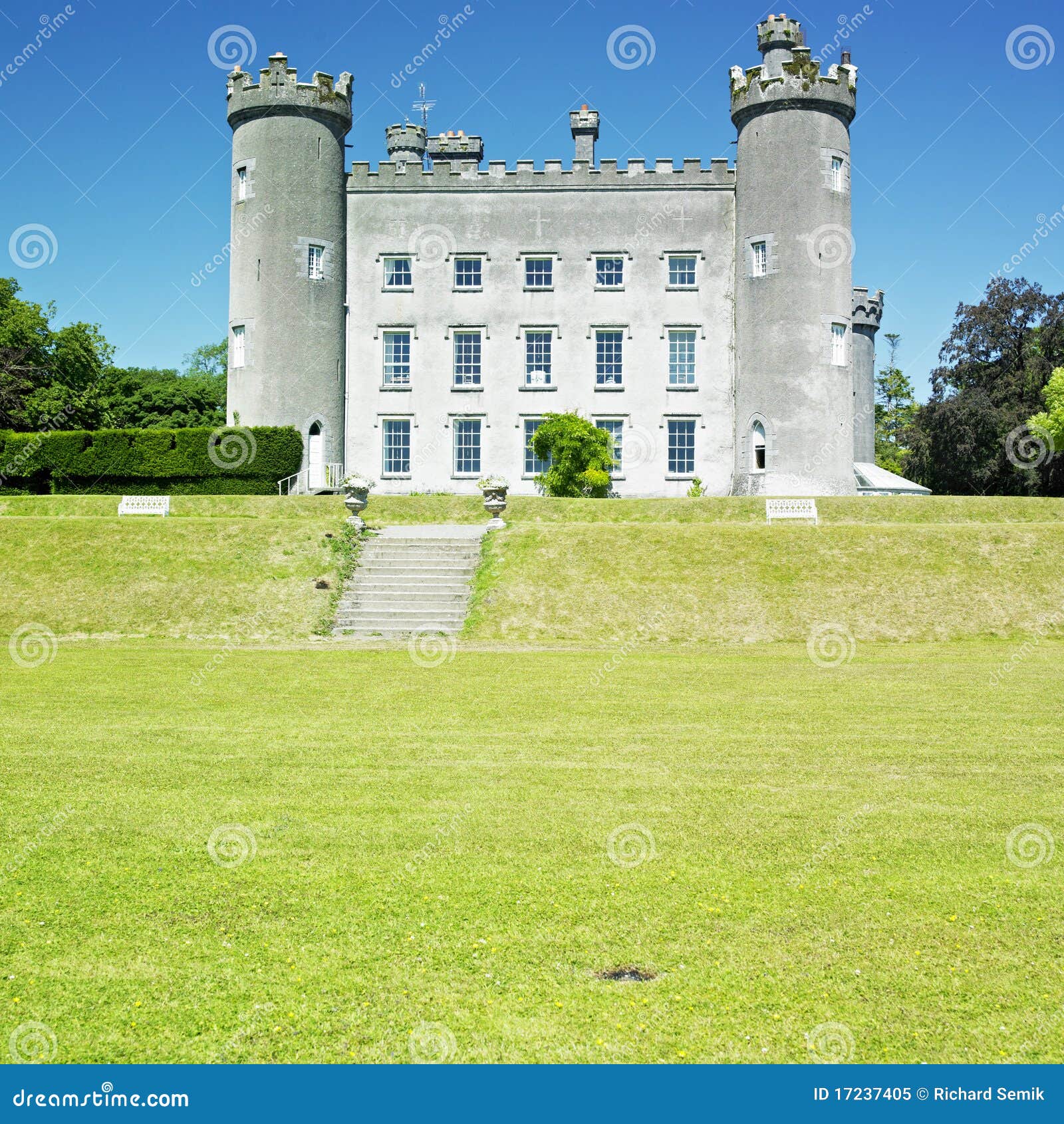 Tullynally Castle stock image. Image of travel, history - 17237405
