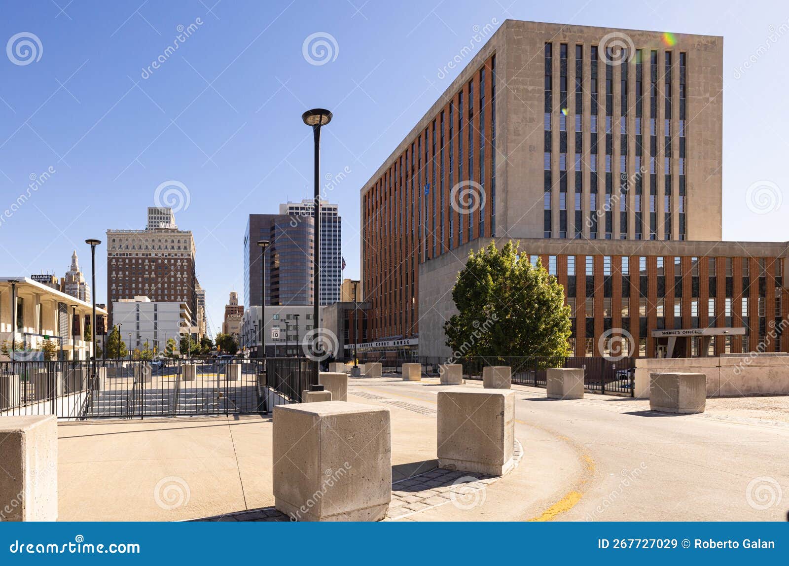 Tulsa County editorial stock image. Image of town, american - 267727029