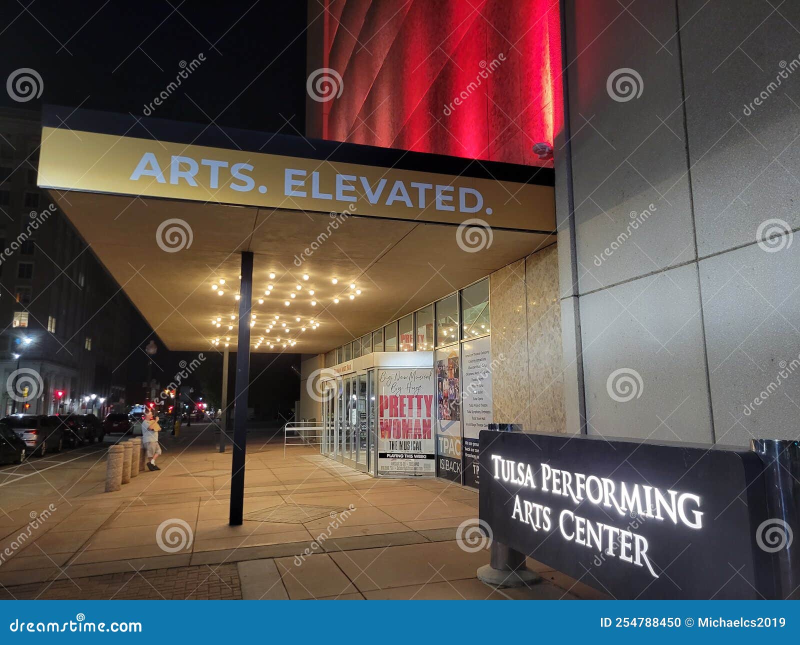 Tulsa Performing Arts Center Editorial Image - Image of person ...