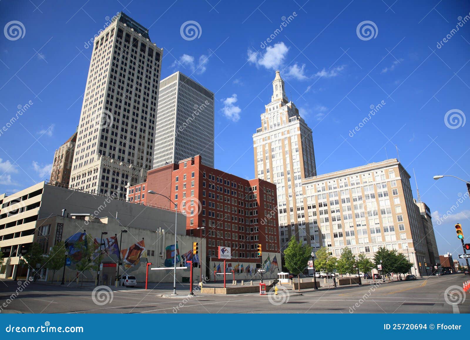 Tulsa Skyline editorial stock image. Image of buildings - 25720694