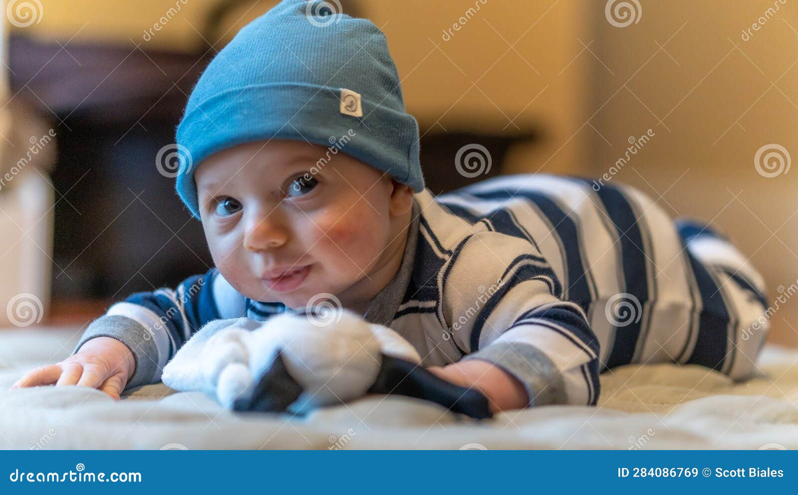 Tummy Time with 4 Month Old Baby Boy Stock Image - Image of neonate ...