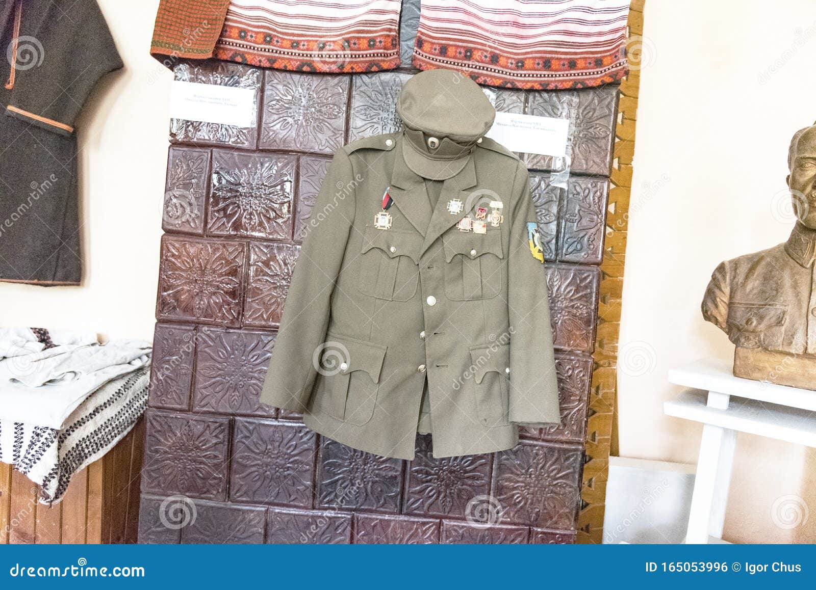 Rebel Army Soldier In Black Uniform With Rifle Stock Image ...