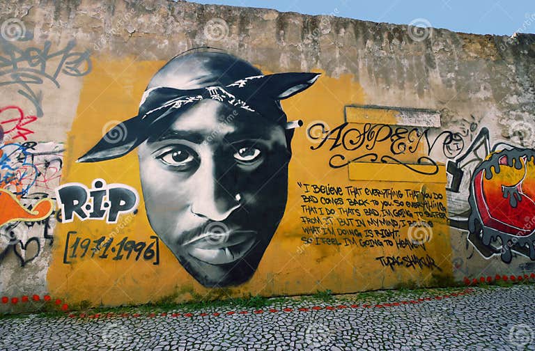 Tupac Shakur Graffiti editorial stock photo. Image of singer - 18999108