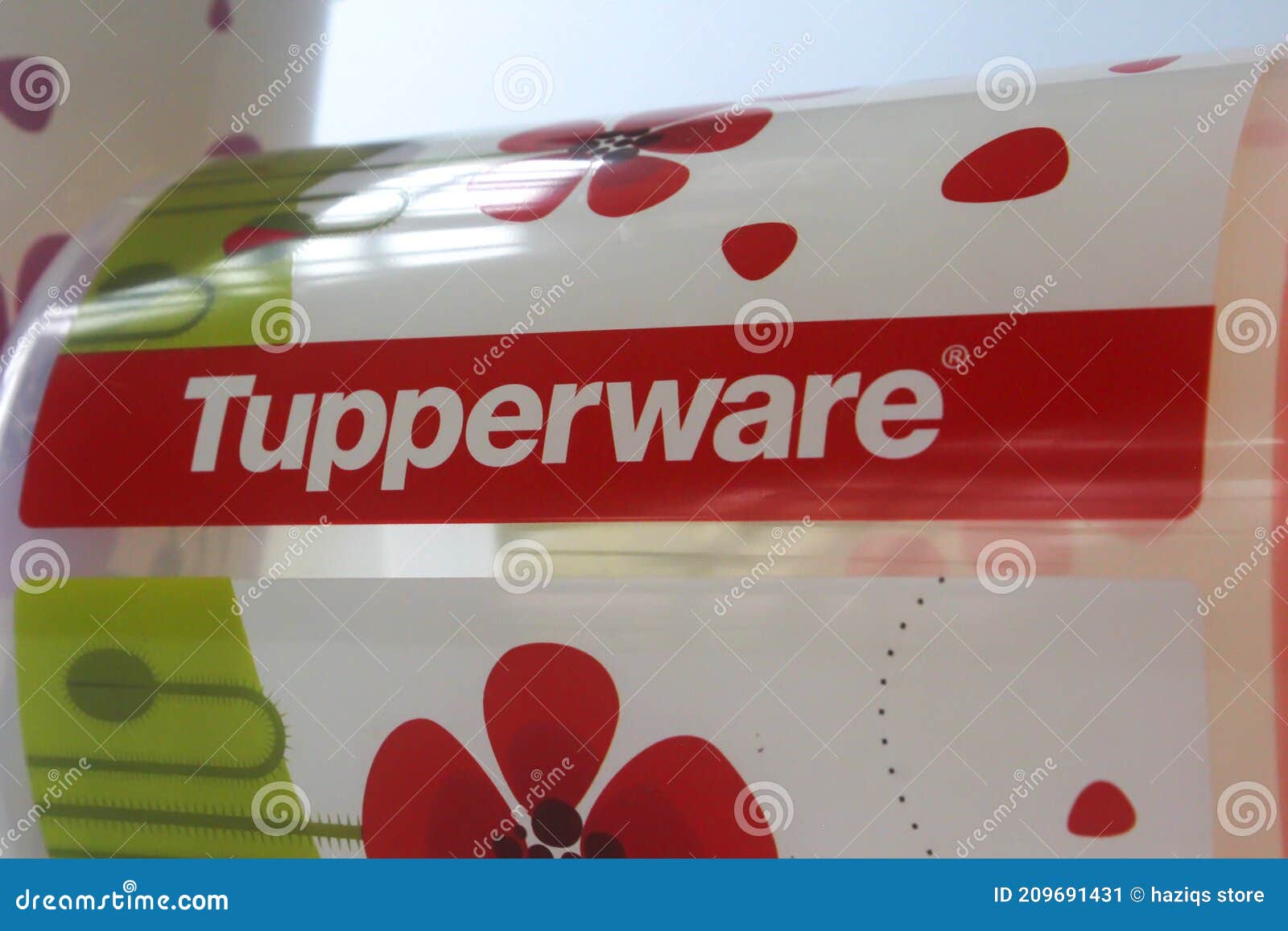 Tupperware editorial photo. Image of household, writ - 209691431