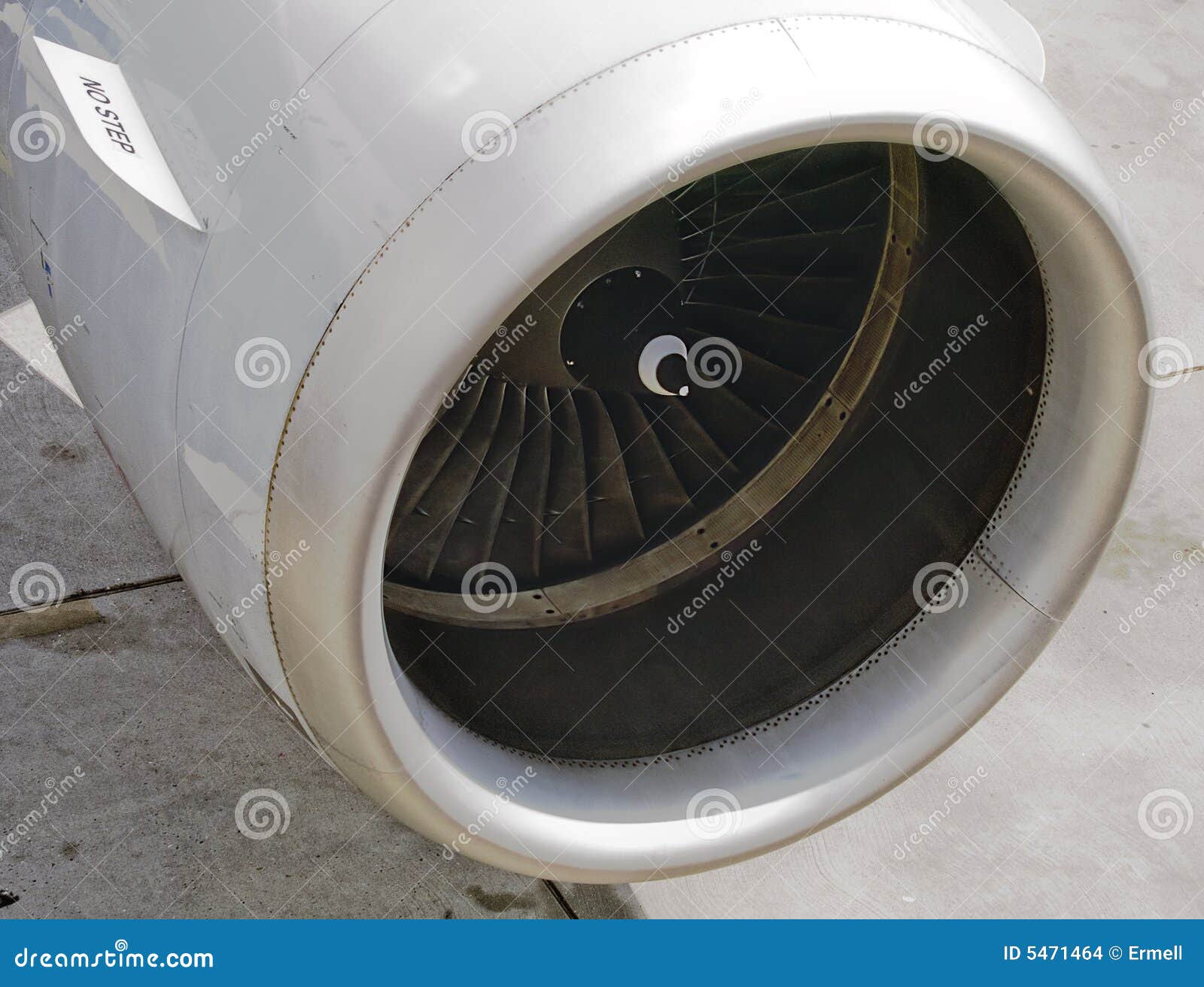 Turbina de los aviones foto de archivo. Imagen de transporte - 5471464