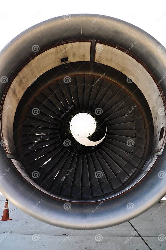 Turborreactor de aviones imagen de archivo. Imagen de ventilador - 15076455