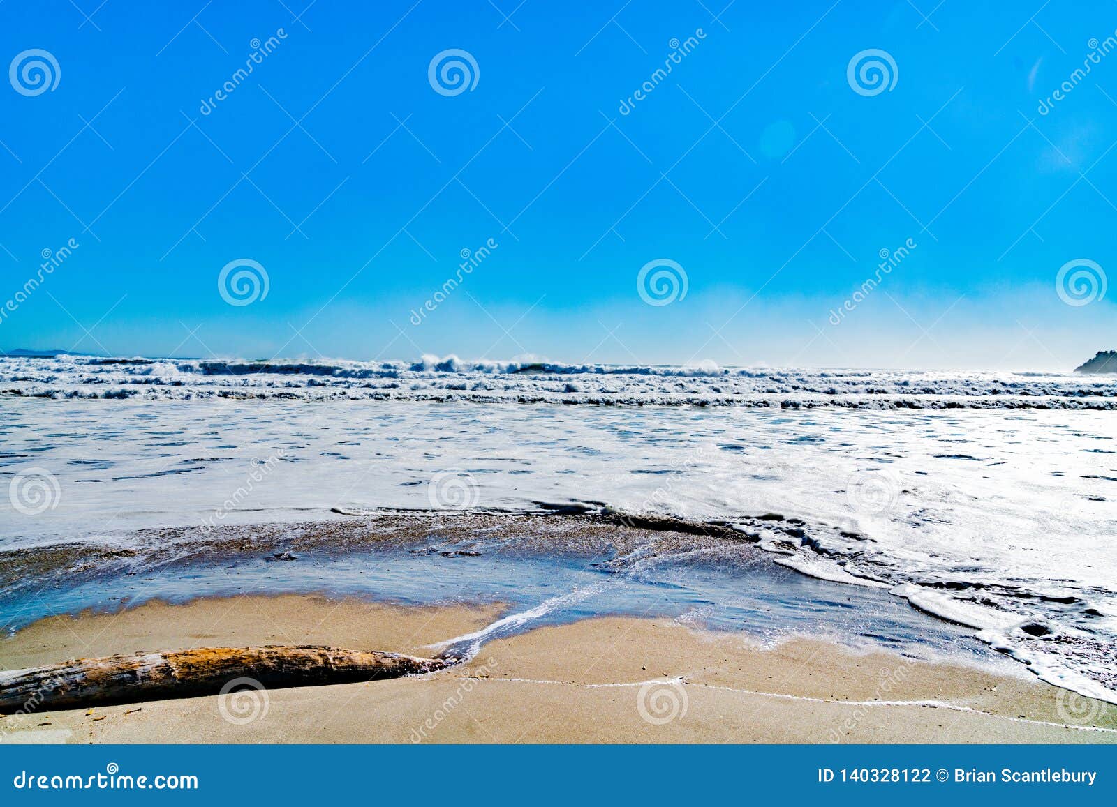 Turbulent Sea during Strong Surge Sea Stock Photo - Image of maunganui ...