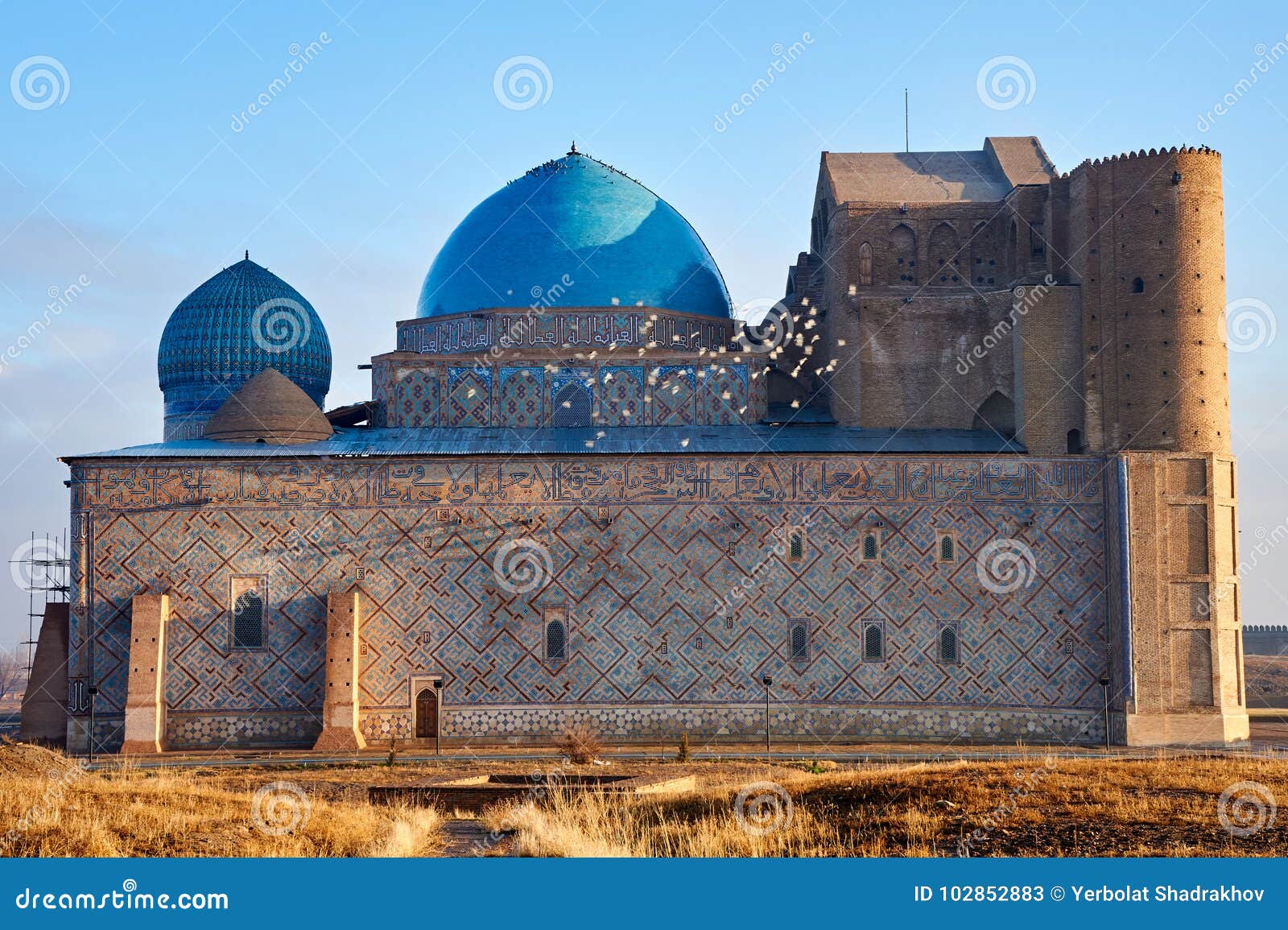 Turkestan στοκ εικόνα. εικόνα από - 102852883