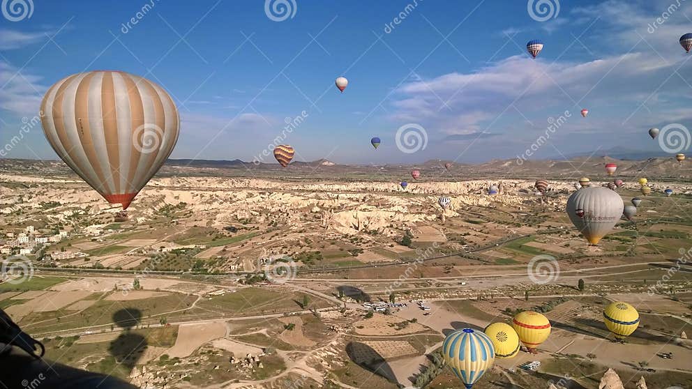 Turkey balloon ride 2 editorial image. Image of yellow - 75070825