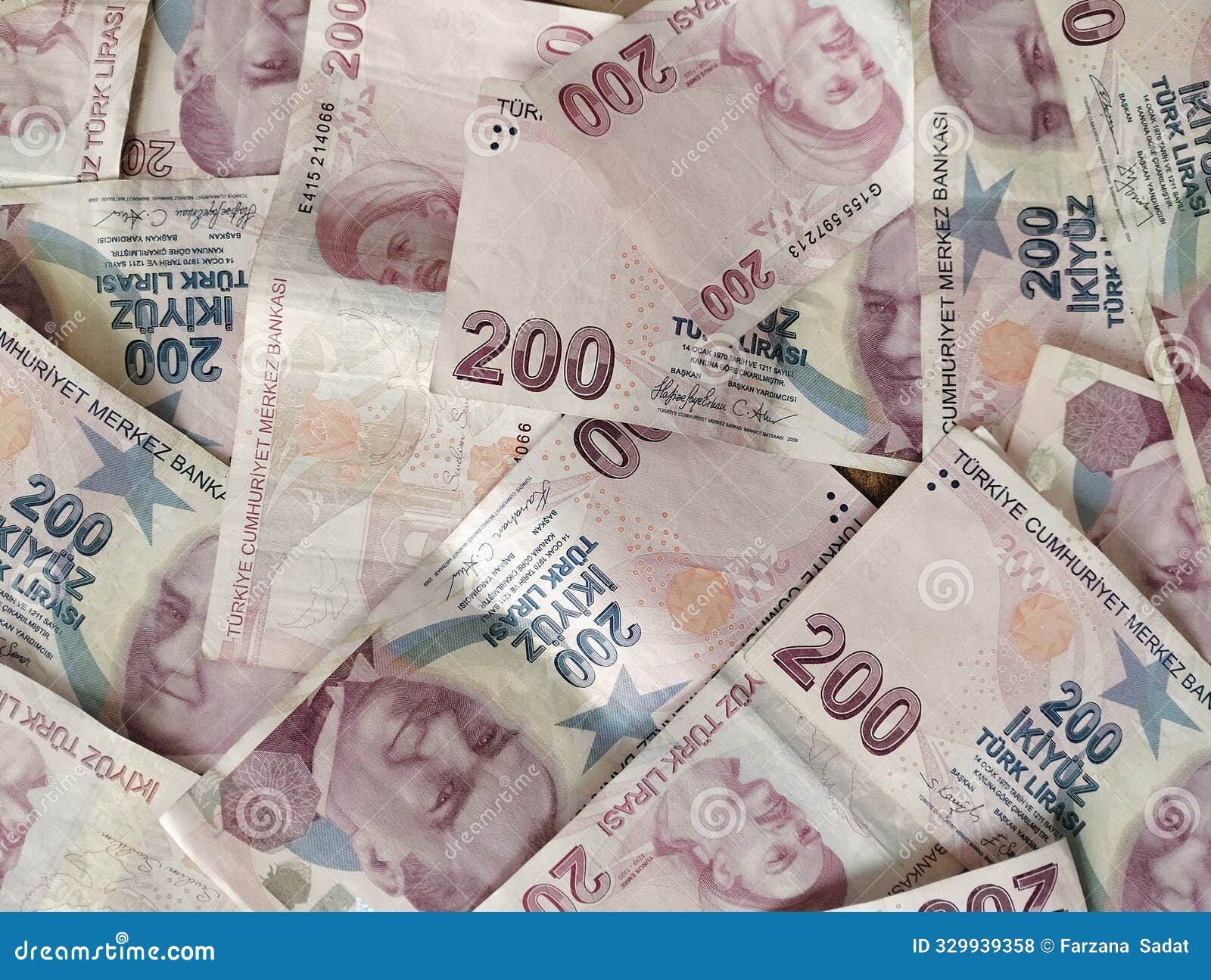 Turkey Currency Counting and Sorting Stock Photo - Image of spread ...