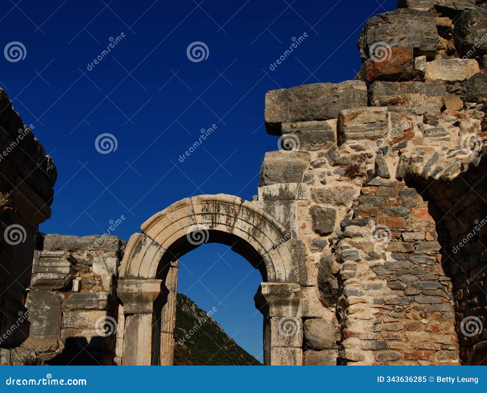 Arched Entrance To the Courtyard in Ephesus Ruins in Turkey Editorial ...