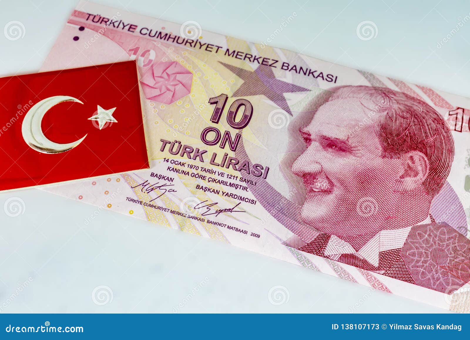 Turkish Banknote with Turkish Flag Stock Image - Image of front ...