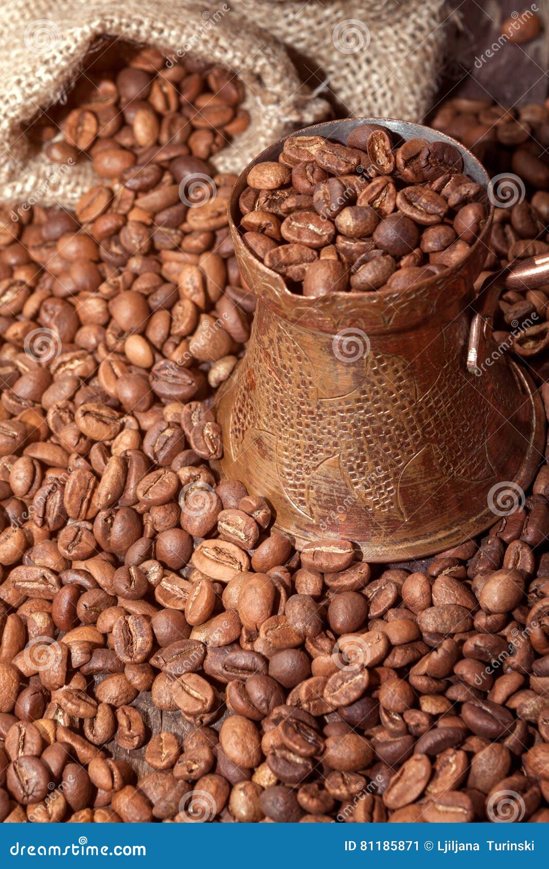 Turkish Coffee Beans in Copper Pot Stock Image - Image of cafe, morning ...