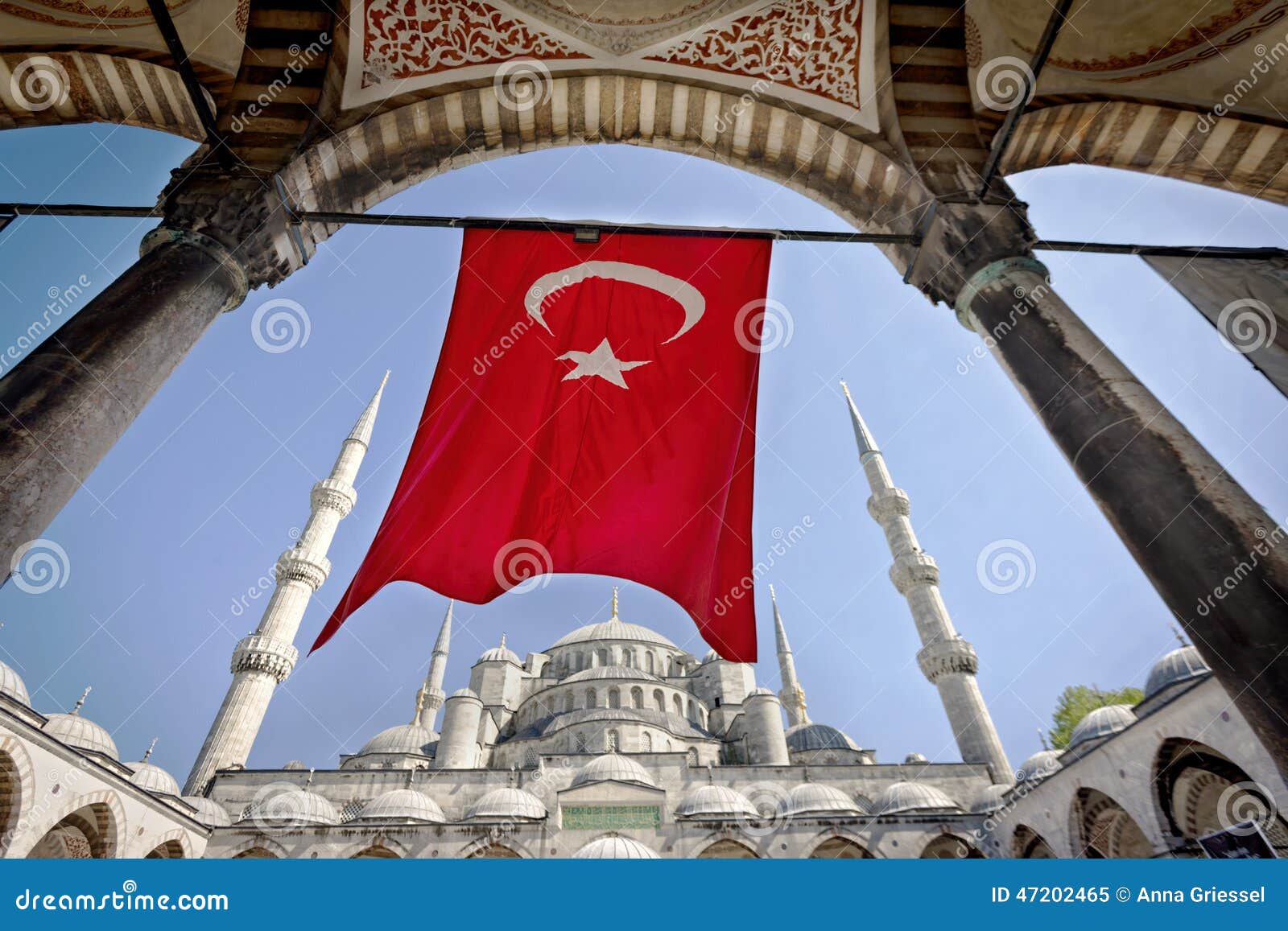Turkish Flag at the Blue Mosque Stock Image - Image of sancak, religion ...