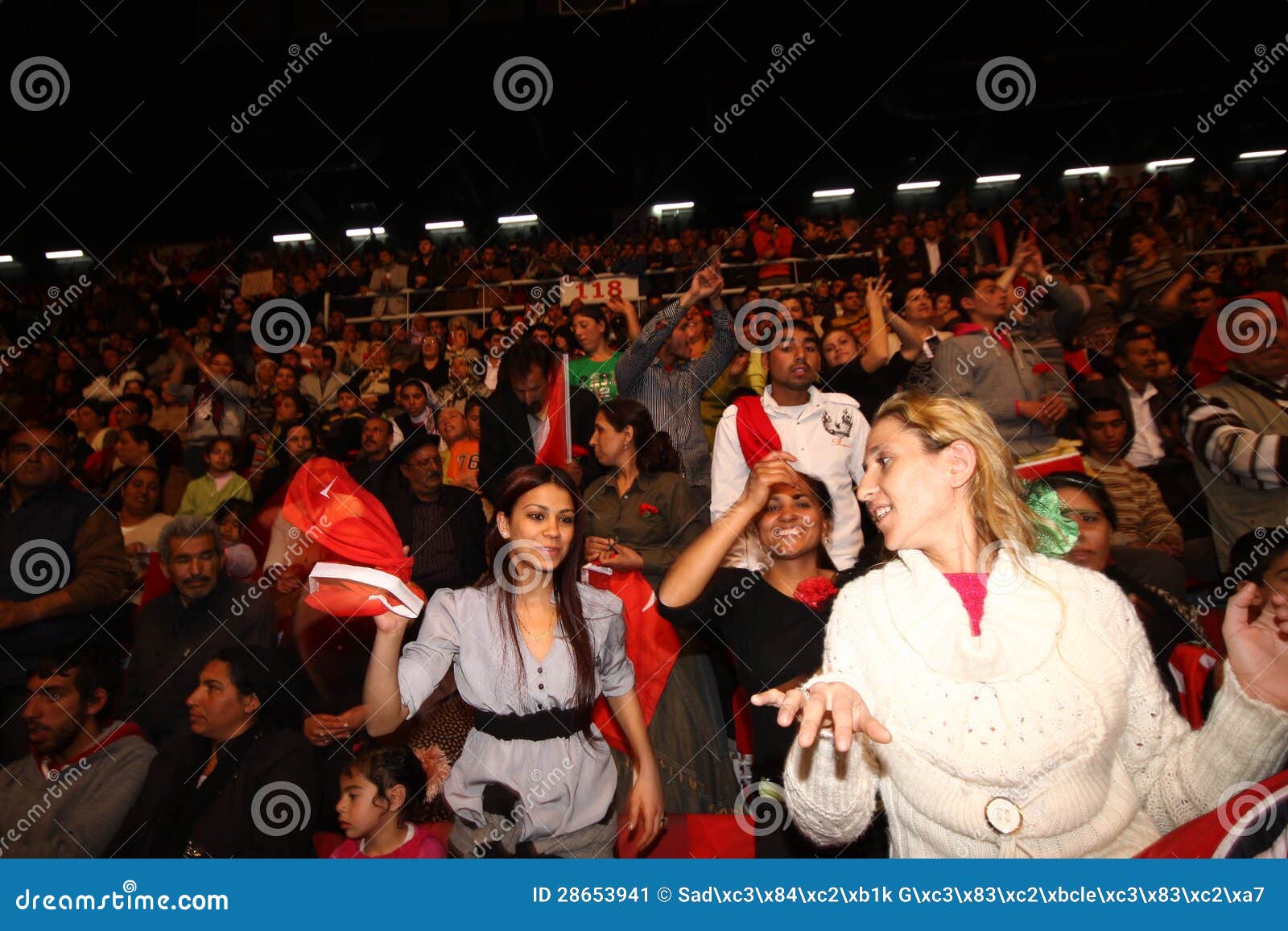 Turkish Gypsies editorial photo. Image of istanbul, affairs - 28653941