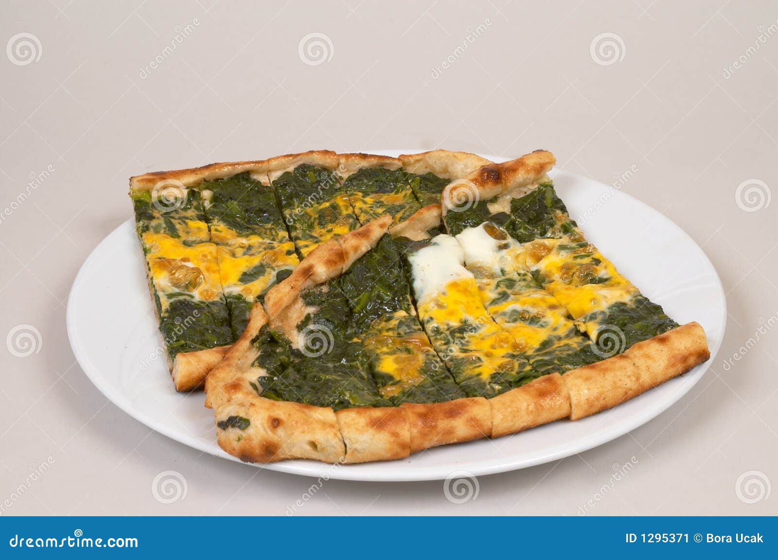 Turkish pide - spinach stock image. Image of restaurant - 1295371