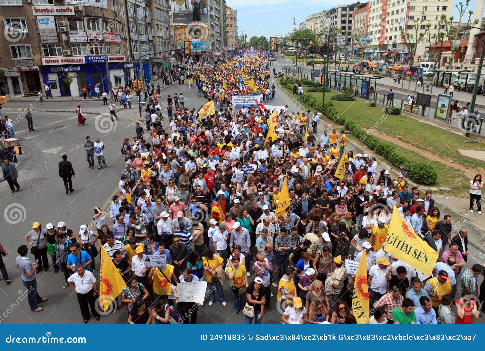 Turkish Public Workers Strike Editorial Image - Image of strike ...